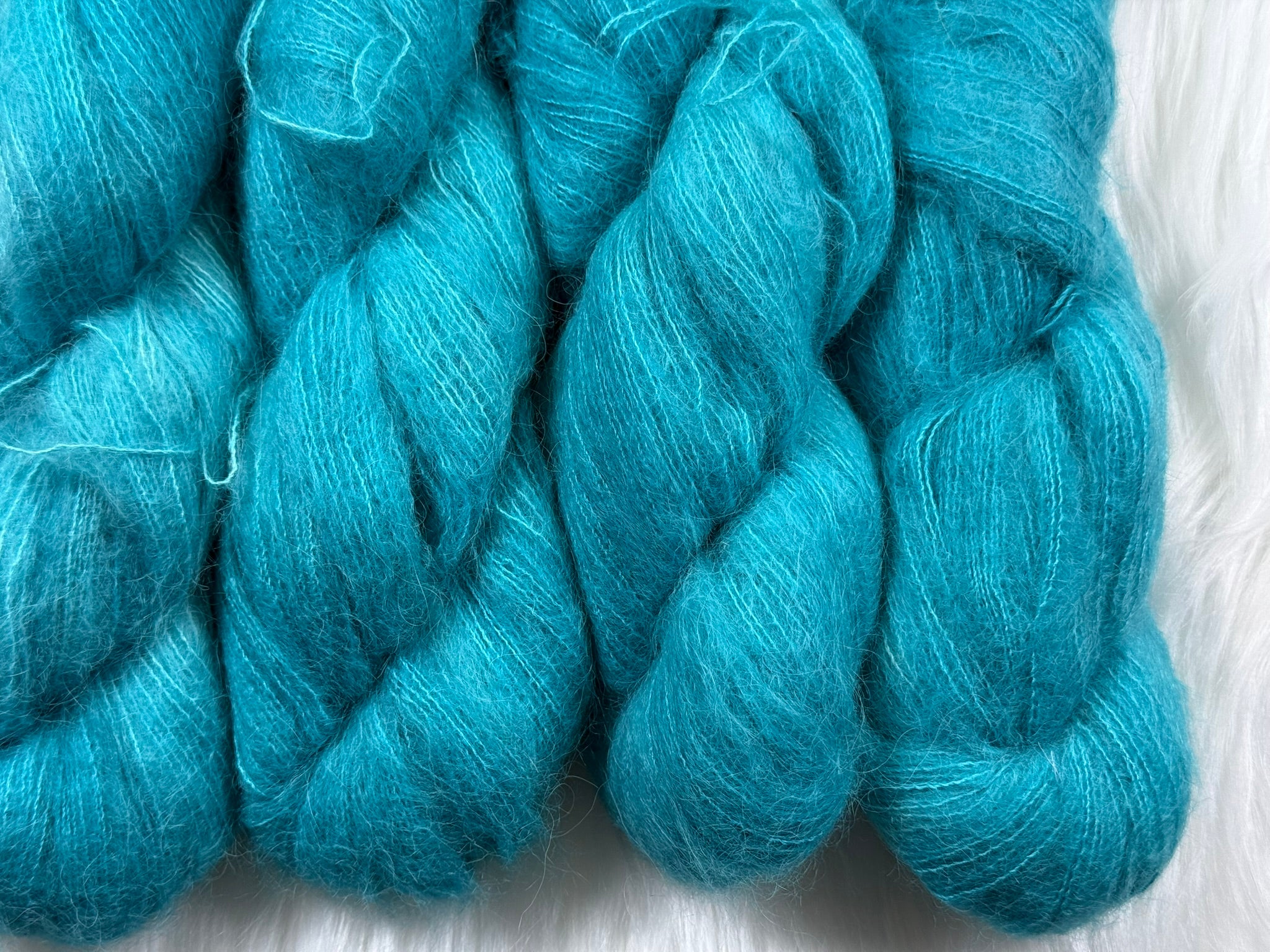 Suri Silk Fluff - Lagoon Whisper – Yarn Indulgences